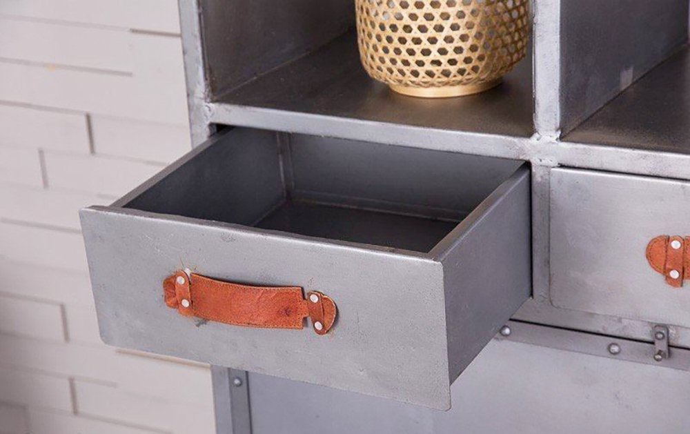 Grote industriële buffetkast natuurlijke afwerking